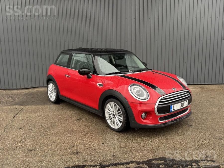 Red MINI Cooper 2021 in Riga, with an engine capacity of 1.50 L and mileage of 39 thousand km for 18500 €, photo 1 on AUTOMOTO.COM.LV