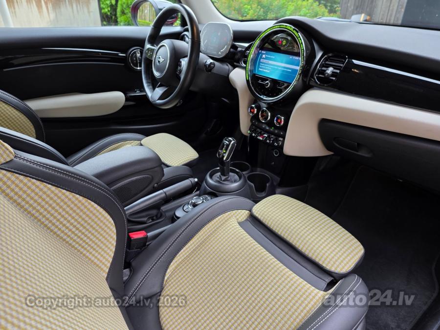 Sarkans MINI Cooper 2023 Tallina, ar dzinēja tilpumu 1.50 L un nobraukumu 26 tūkst. km par 19900 €, foto 7 vietnē AUTOMOTO.COM.LV