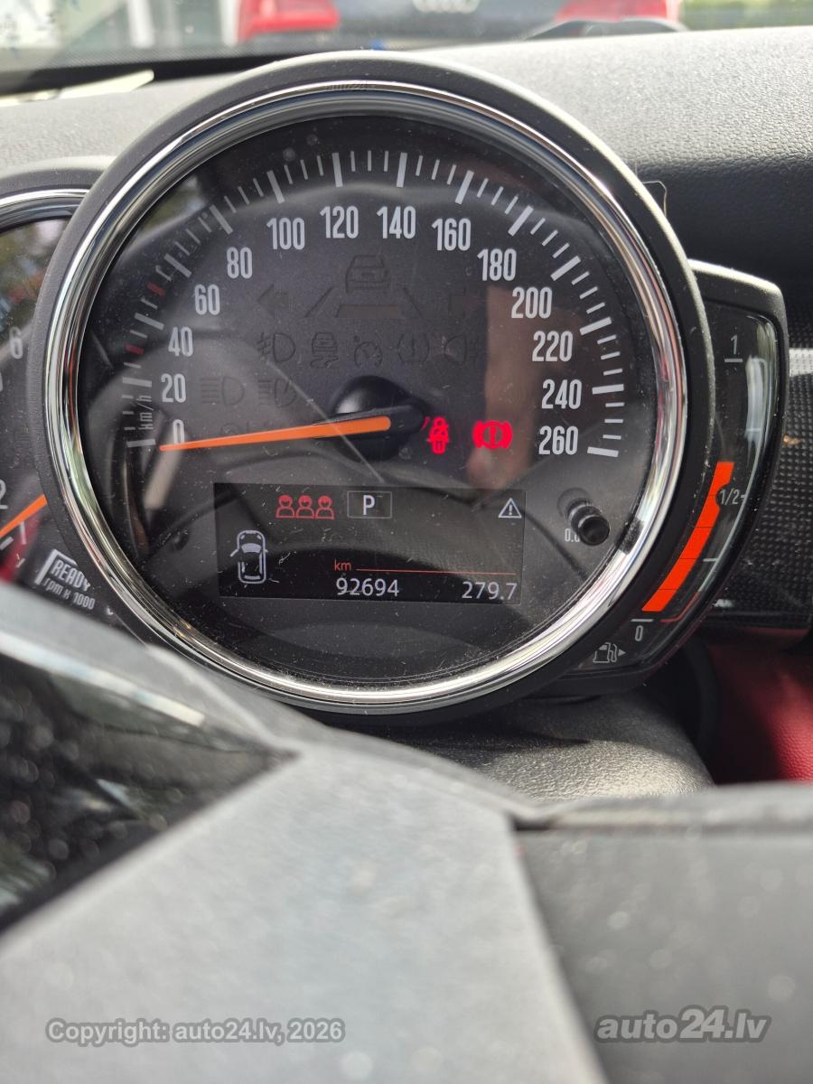Sarkans MINI Cooper 2019 Tallina, ar dzinēja tilpumu 1.50 L un nobraukumu 93 tūkst. km par 18500 €, foto 8 vietnē AUTOMOTO.COM.LV