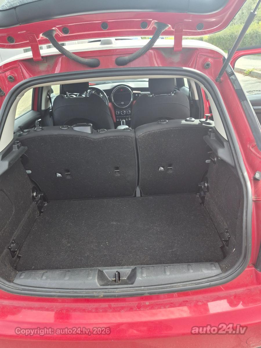 Sarkans MINI Cooper 2019 Tallina, ar dzinēja tilpumu 1.50 L un nobraukumu 93 tūkst. km par 18500 €, foto 13 vietnē AUTOMOTO.COM.LV