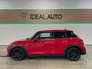 Red MINI Cooper 2023 in Tallinn, with an engine capacity of 1.50 L and mileage of 35 thousand km for 23990 €, photo 3 on AUTOMOTO.COM.LV