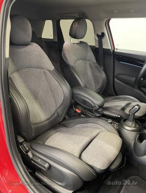 Red MINI Cooper 2023 in Tallinn, with an engine capacity of 1.50 L and mileage of 35 thousand km for 23990 €, photo 11 on AUTOMOTO.COM.LV