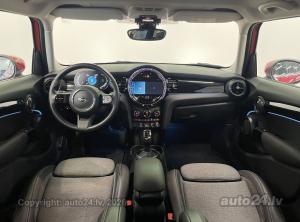 Red MINI Cooper 2023 in Tallinn, with an engine capacity of 1.50 L and mileage of 35 thousand km for 23990 €, photo 15 on AUTOMOTO.COM.LV