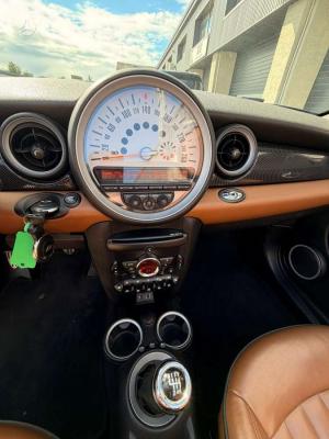 Melns MINI cooper-s 2013 Šauļi, ar dzinēja tilpumu 1.60 L un nobraukumu 255 tūkst. km par 4950 €, foto 13 vietnē AUTOMOTO.COM.LV