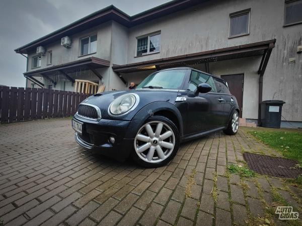Black MINI cooper-s 2007 in Vilnius, with an engine capacity of 1.60 L and mileage of 231 thousand km for 4100 €, photo 5 on AUTOMOTO.COM.LV