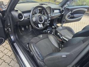 Melns MINI cooper-s 2008 Viļņa, ar dzinēja tilpumu 1.60 L un nobraukumu 232 tūkst. km par 4500 €, foto 3 vietnē AUTOMOTO.COM.LV