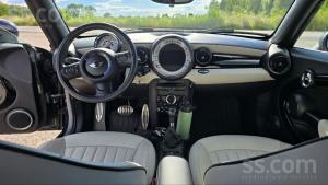 Черный Мини Купер С 2012 в Рига, объемом двигателя 1.60 л и пробегом 85 тыс. км за 14000 €, фото 6 на AUTOMOTO.COM.LV