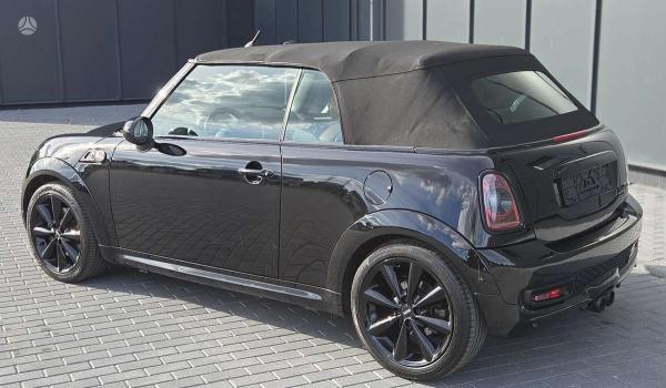 Melns MINI cooper-s 2013 Šauļi, ar dzinēja tilpumu 1.60 L un nobraukumu 255 tūkst. km par 5250 €, foto 4 vietnē AUTOMOTO.COM.LV