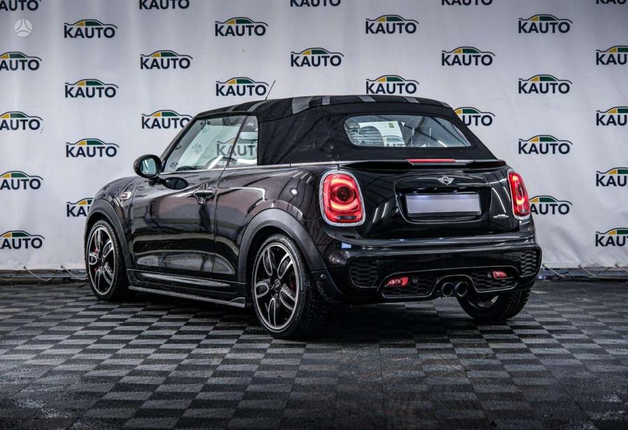 Melns MINI cooper-s 2016 Kauņa, ar dzinēja tilpumu 1.60 L un nobraukumu 126 tūkst. km par 19900 €, foto 5 vietnē AUTOMOTO.COM.LV
