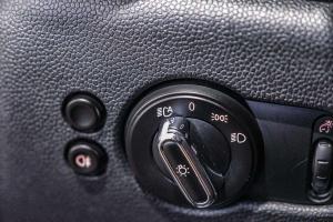 Melns MINI cooper-s 2016 Kauņa, ar dzinēja tilpumu 1.60 L un nobraukumu 126 tūkst. km par 19900 €, foto 17 vietnē AUTOMOTO.COM.LV