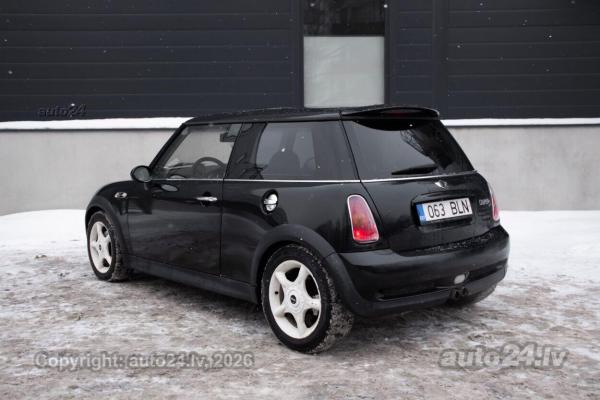 Black MINI cooper-s 2003 in Tallinn, with an engine capacity of 1.60 L and mileage of 0 thousand km for 399 €, photo 4 on AUTOMOTO.COM.LV