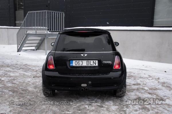 Black MINI cooper-s 2003 in Tallinn, with an engine capacity of 1.60 L and mileage of 0 thousand km for 399 €, photo 5 on AUTOMOTO.COM.LV