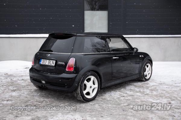 Melns MINI cooper-s 2003 Tallina, ar dzinēja tilpumu 1.60 L un nobraukumu 0 tūkst. km par 399 €, foto 6 vietnē AUTOMOTO.COM.LV