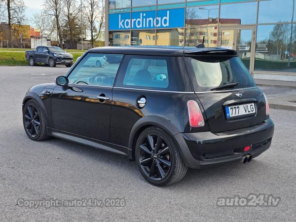 Black MINI cooper-s 2004 in Tartu, with an engine capacity of 1.60 L and mileage of 212 thousand km for 6700 €, photo 4 on AUTOMOTO.COM.LV