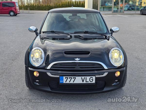 Black MINI cooper-s 2004 in Tartu, with an engine capacity of 1.60 L and mileage of 212 thousand km for 6700 €, photo 5 on AUTOMOTO.COM.LV