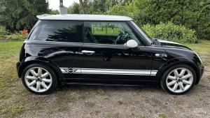 Melns MINI cooper-s 2004 Alīta, ar dzinēja tilpumu 1.60 L un nobraukumu 224 tūkst. km par 2750 €, foto 7 vietnē AUTOMOTO.COM.LV