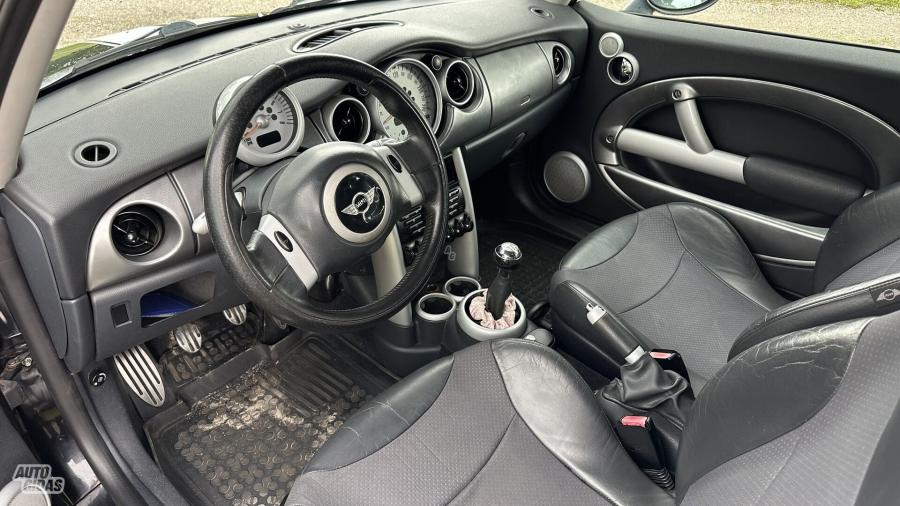 Melns MINI cooper-s 2004 Alīta, ar dzinēja tilpumu 1.60 L un nobraukumu 224 tūkst. km par 2750 €, foto 11 vietnē AUTOMOTO.COM.LV