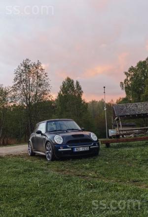 Melns MINI cooper-s 2005 Rīga, ar dzinēja tilpumu 1.60 L un nobraukumu 272 tūkst. km par 1900 €, foto  vietnē AUTOMOTO.COM.LV