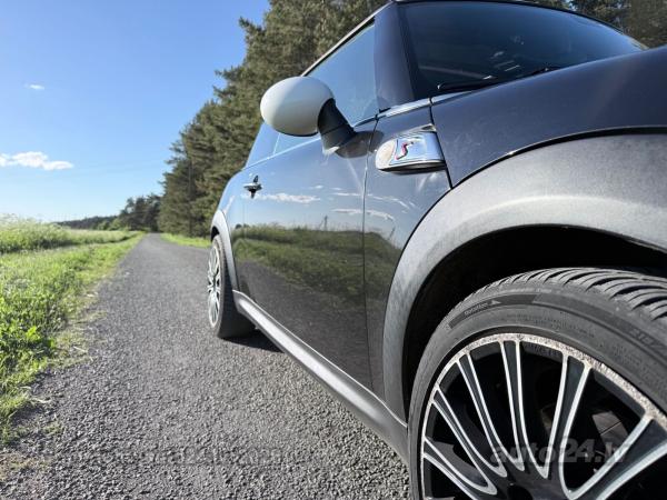 Melns MINI cooper-s 2009 Tallina, ar dzinēja tilpumu 1.60 L un nobraukumu 152 tūkst. km par 5999 €, foto 7 vietnē AUTOMOTO.COM.LV