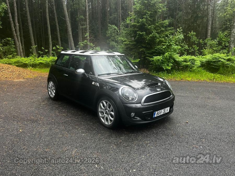 Melns MINI cooper-s 2010 Tallina, ar dzinēja tilpumu 1.60 L un nobraukumu 0 tūkst. km par 4999 €, foto 10 vietnē AUTOMOTO.COM.LV