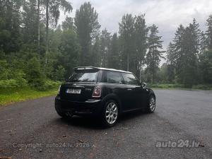 Melns MINI cooper-s 2010 Tallina, ar dzinēja tilpumu 1.60 L un nobraukumu 0 tūkst. km par 4999 €, foto 11 vietnē AUTOMOTO.COM.LV