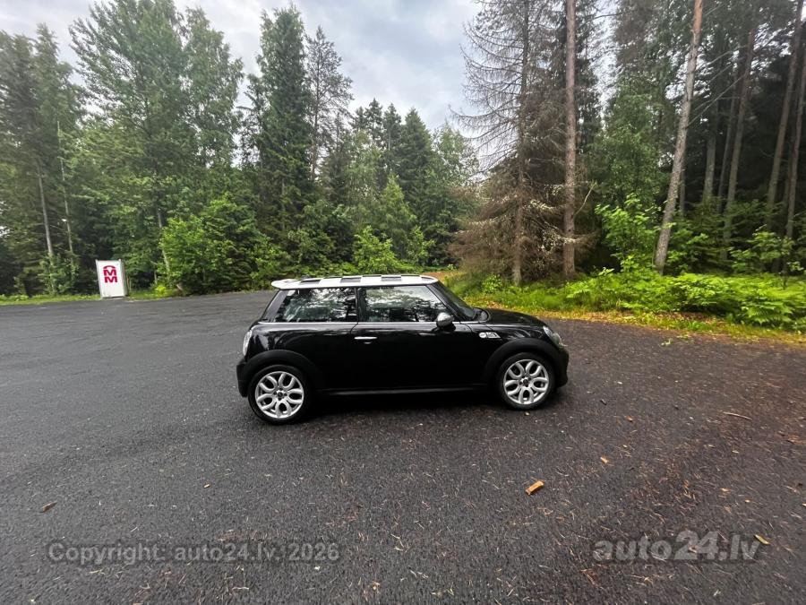 Melns MINI cooper-s 2010 Tallina, ar dzinēja tilpumu 1.60 L un nobraukumu 0 tūkst. km par 4999 €, foto 27 vietnē AUTOMOTO.COM.LV
