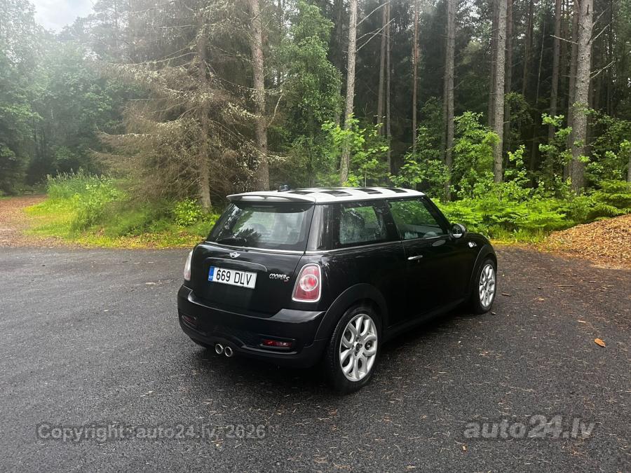 Melns MINI cooper-s 2010 Tallina, ar dzinēja tilpumu 1.60 L un nobraukumu 0 tūkst. km par 4999 €, foto 28 vietnē AUTOMOTO.COM.LV