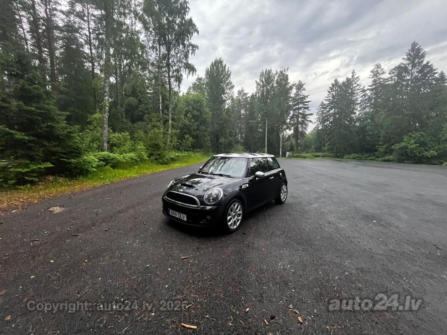 Melns MINI cooper-s 2010 Tallina, ar dzinēja tilpumu 1.60 L un nobraukumu 0 tūkst. km par 4999 €, foto 29 vietnē AUTOMOTO.COM.LV