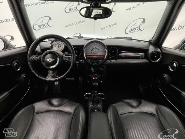 Black MINI cooper-s 2013 in Avizieniai, with an engine capacity of 1.60 L and mileage of 128 thousand km for 4900 €, photo 3 on AUTOMOTO.COM.LV