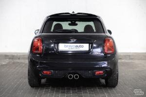 Black MINI cooper-s 2018 in Vilnius, with an engine capacity of 2.00 L and mileage of 84 thousand km for 19441 €, photo 9 on AUTOMOTO.COM.LV