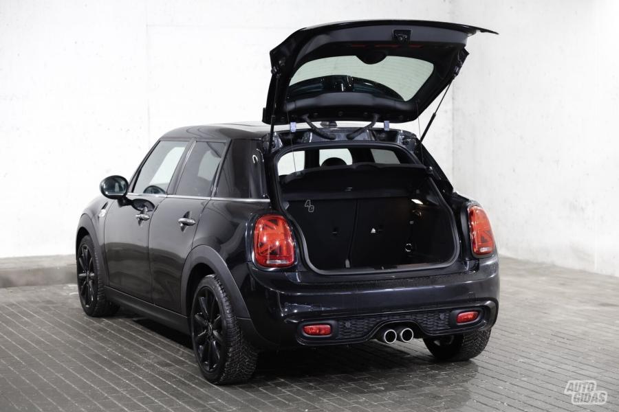 Black MINI cooper-s 2018 in Vilnius, with an engine capacity of 2.00 L and mileage of 84 thousand km for 19441 €, photo 30 on AUTOMOTO.COM.LV