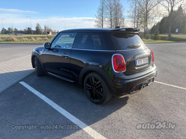 Melns MINI cooper-s 2018 Tartu, ar dzinēja tilpumu 2.00 L un nobraukumu 63 tūkst. km par 19400 €, foto 4 vietnē AUTOMOTO.COM.LV
