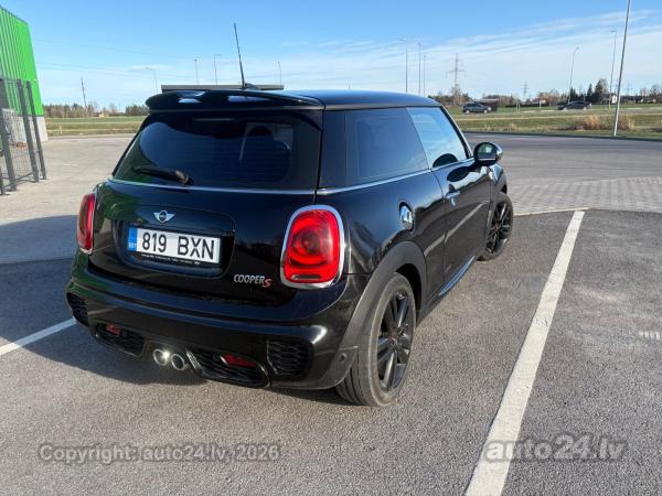 Melns MINI cooper-s 2018 Tartu, ar dzinēja tilpumu 2.00 L un nobraukumu 63 tūkst. km par 19400 €, foto 6 vietnē AUTOMOTO.COM.LV