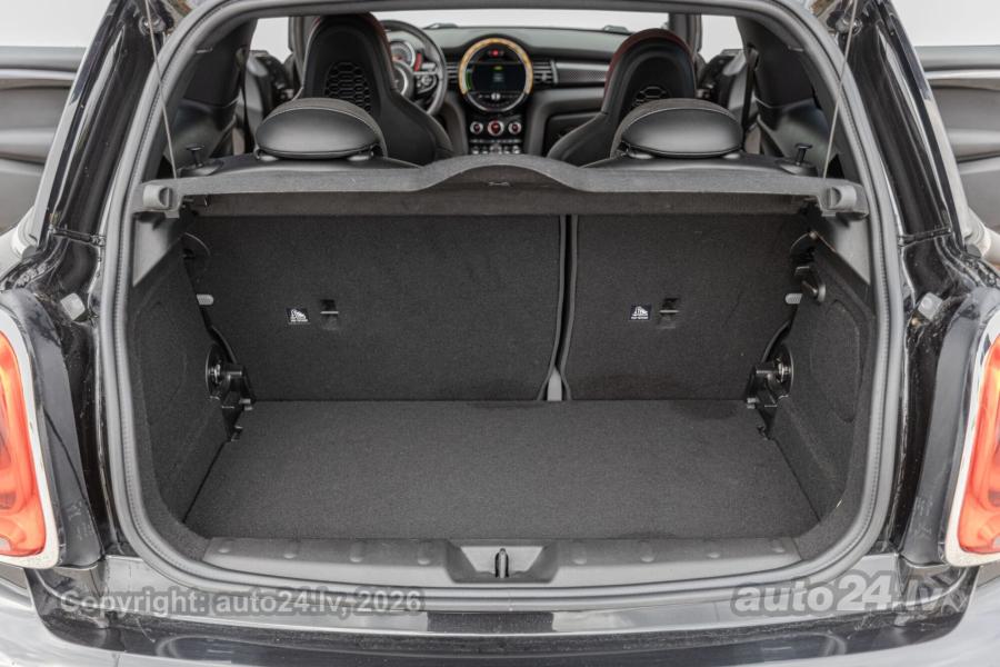 Melns MINI cooper-s 2018 Tartu, ar dzinēja tilpumu 2.00 L un nobraukumu 63 tūkst. km par 16500 €, foto 10 vietnē AUTOMOTO.COM.LV