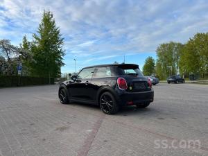 Melns MINI cooper-s 2020 Cēsis, ar dzinēja tilpumu 1.60 L un nobraukumu 85 tūkst. km par 15200 €, foto 7 vietnē AUTOMOTO.COM.LV