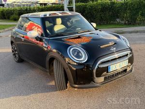 Melns MINI cooper-s 2021 Rīga, ar dzinēja tilpumu 1.60 L un nobraukumu 53 tūkst. km par 16000 €, foto  vietnē AUTOMOTO.COM.LV