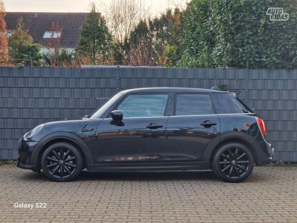 Black MINI cooper-s 2023 in Kaunas, with an engine capacity of 2.00 L and mileage of 69 thousand km for 28529 €, photo 4 on AUTOMOTO.COM.LV