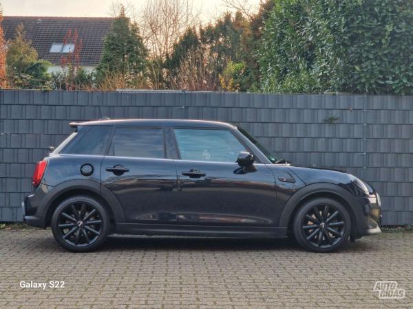 Black MINI cooper-s 2023 in Kaunas, with an engine capacity of 2.00 L and mileage of 69 thousand km for 28529 €, photo 5 on AUTOMOTO.COM.LV