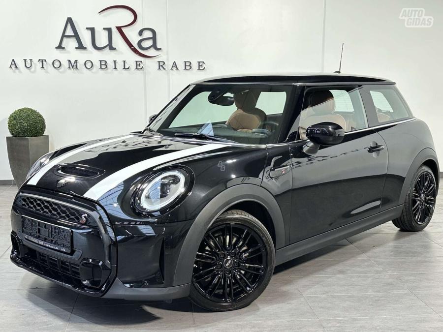 Black MINI cooper-s 2022 in Kaunas, with an engine capacity of 2.00 L and mileage of 32 thousand km for 28321 €, photo 1 on AUTOMOTO.COM.LV