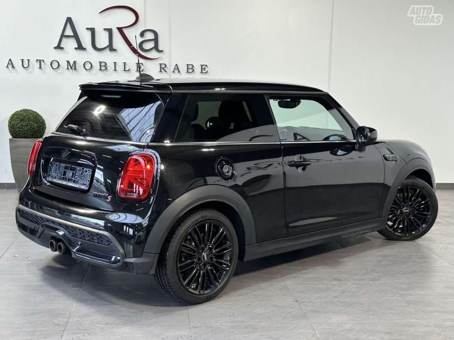 Black MINI cooper-s 2022 in Kaunas, with an engine capacity of 2.00 L and mileage of 79 thousand km for 26261 €, photo 5 on AUTOMOTO.COM.LV