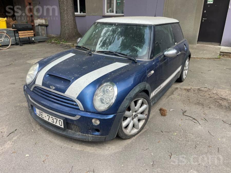 Blue MINI cooper-s 2004 in Riga, with an engine capacity of 1.60 L and mileage of 0 thousand km for 1600 €, photo 1 on AUTOMOTO.COM.LV