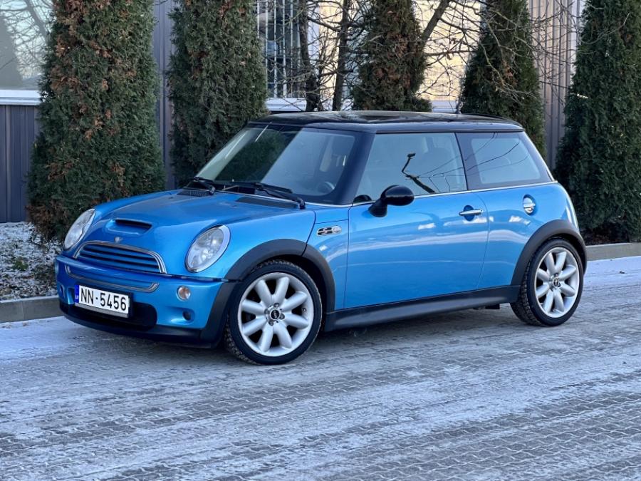 Blue MINI cooper-s 2004 in Riga, with an engine capacity of 1.60 L and mileage of 138 thousand km for 3300 €, photo 1 on AUTOMOTO.COM.LV