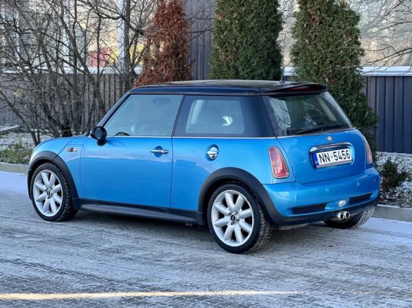 Zils MINI cooper-s 2004 Rīga, ar dzinēja tilpumu 1.60 L un nobraukumu 138 tūkst. km par 3300 €, foto 2 vietnē AUTOMOTO.COM.LV
