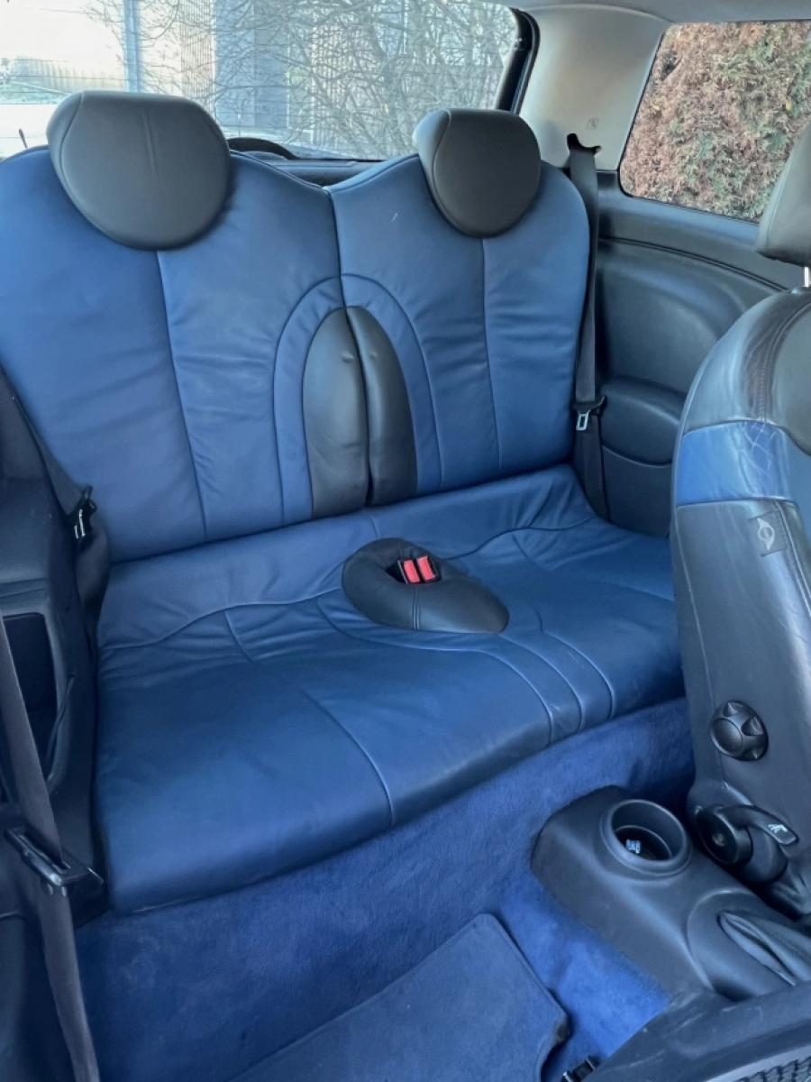 Blue MINI cooper-s 2004 in Riga, with an engine capacity of 1.60 L and mileage of 138 thousand km for 3300 €, photo 11 on AUTOMOTO.COM.LV