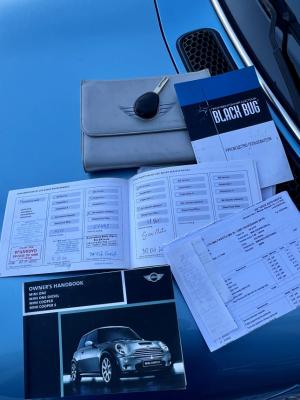 Blue MINI cooper-s 2004 in Riga, with an engine capacity of 1.60 L and mileage of 138 thousand km for 3300 €, photo 23 on AUTOMOTO.COM.LV