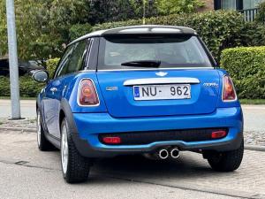 Blue MINI cooper-s 2007 in Riga, with an engine capacity of 1.60 L and mileage of 156 thousand km for 3750 €, photo 4 on AUTOMOTO.COM.LV