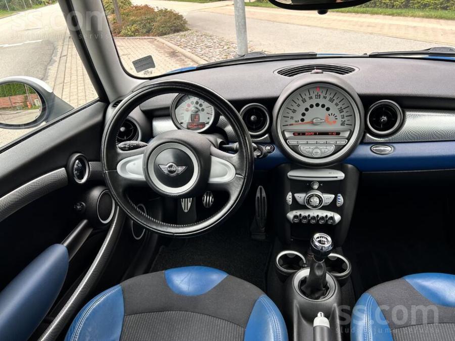 Blue MINI cooper-s 2007 in Riga, with an engine capacity of 1.60 L and mileage of 156 thousand km for 3750 €, photo 19 on AUTOMOTO.COM.LV