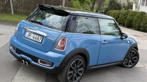 Blue MINI cooper-s 2013 in Riga, with an engine capacity of 1.60 L and mileage of 250 thousand km for 5950 €, photo 4 on AUTOMOTO.COM.LV
