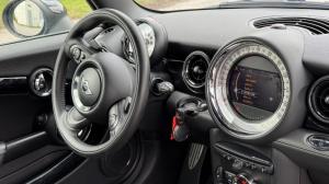 Blue MINI cooper-s 2013 in Riga, with an engine capacity of 1.60 L and mileage of 250 thousand km for 5950 €, photo 23 on AUTOMOTO.COM.LV