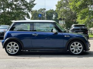 Zils MINI cooper-s 2004 Viļņa, ar dzinēja tilpumu 1.60 L un nobraukumu 169 tūkst. km par 2990 €, foto 5 vietnē AUTOMOTO.COM.LV
